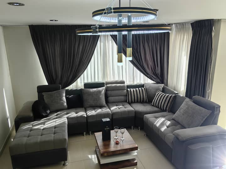 Acogedor Apartamento En Zona Residencial Yanahuara - Arequipa