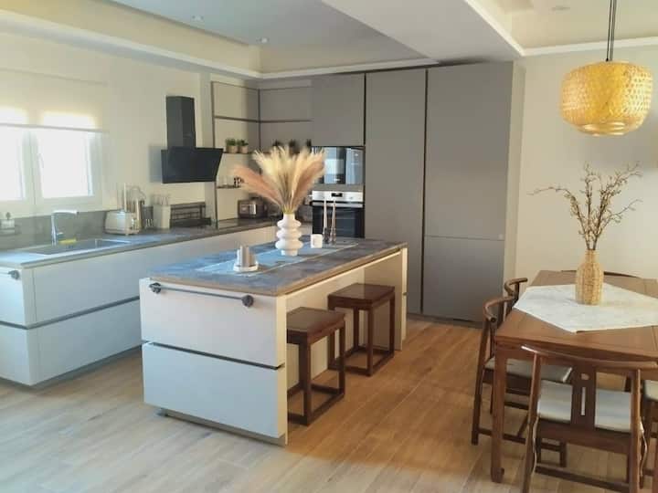 3br Apt In Garitsa Bay, Near Sea - ケルキラ島