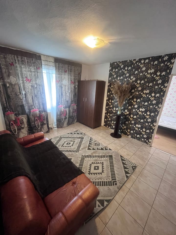 Apartament M- Ella - Târgu Ocna