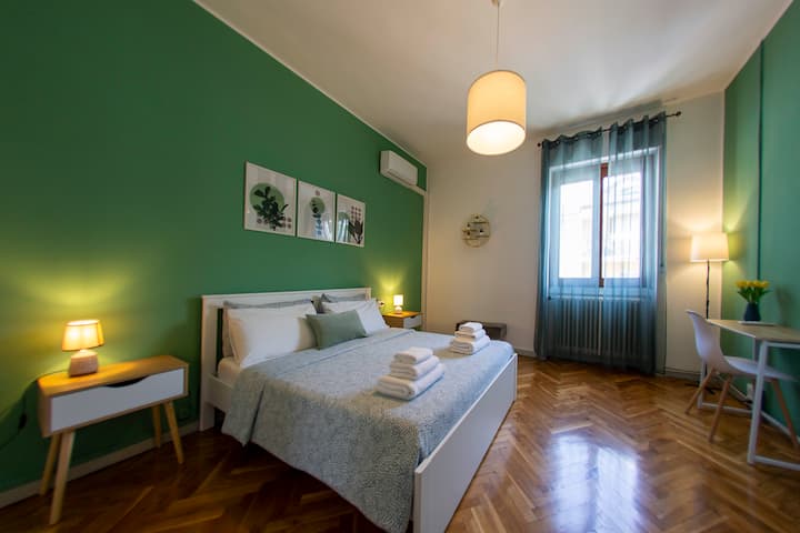 Spacious Apartment Near The Center • Pet Friendly - Lecco