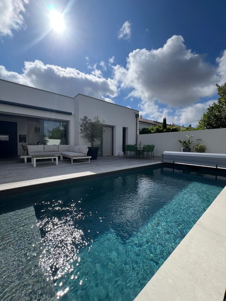 Grande Maison Avec Piscine - Lagord