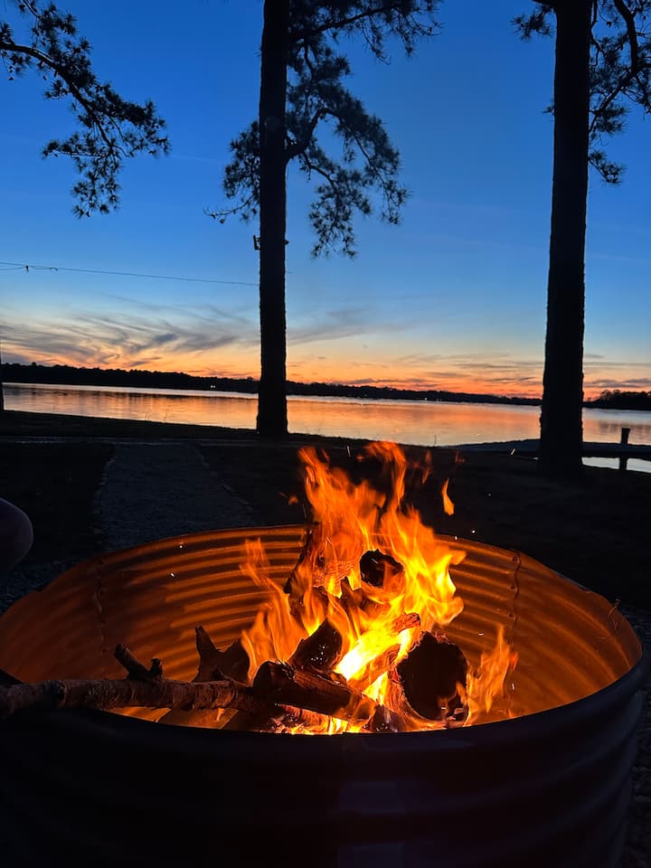 Pine Cove On The Severn - Yorktown, VA