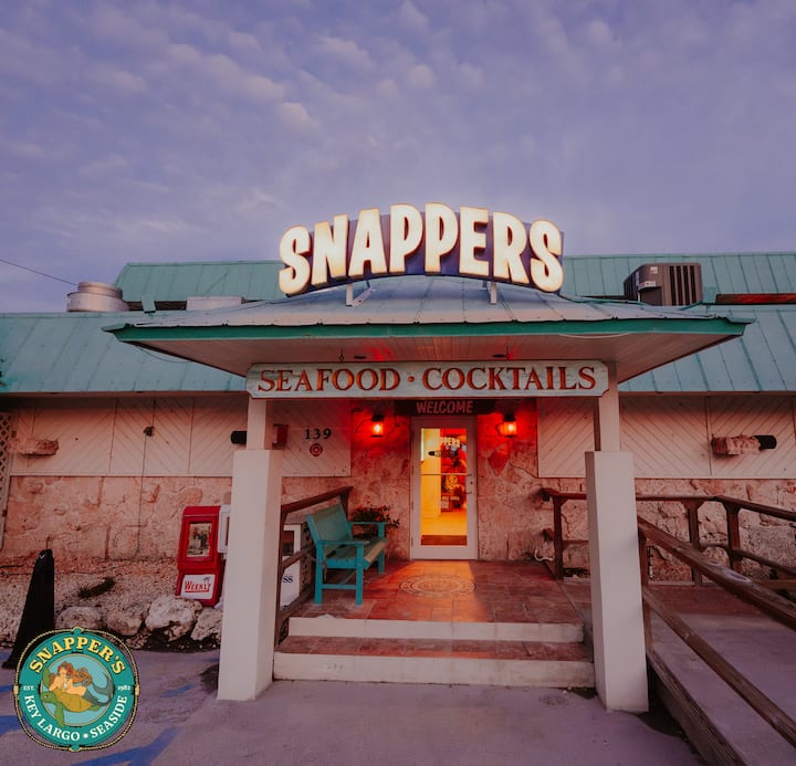 Snappers - King Roomw/oceanview - Key Largo