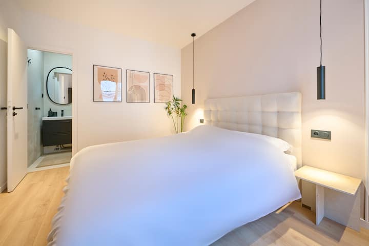 Chic & Cozy 1br Near Eiffel Tower + Netflix & Wifi - ibis Paris Vaugirard Porte de Versailles