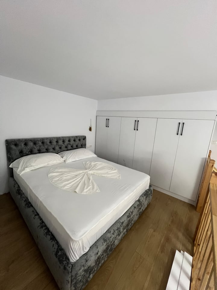 Hydra Duplex – Coastal Comfort - Ksamil