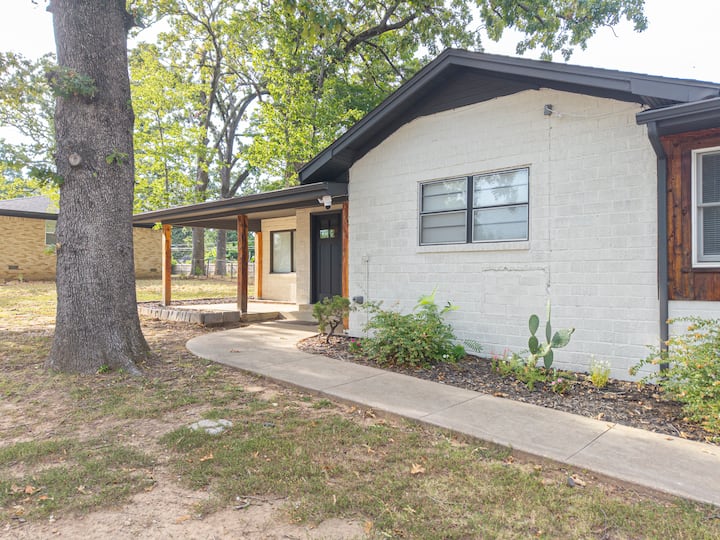 Grand Stay-cozy Stay - Van Buren, AR