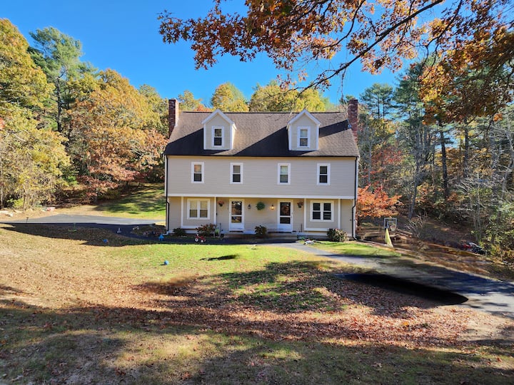 Cozy Family Retreat - 매사추세츠