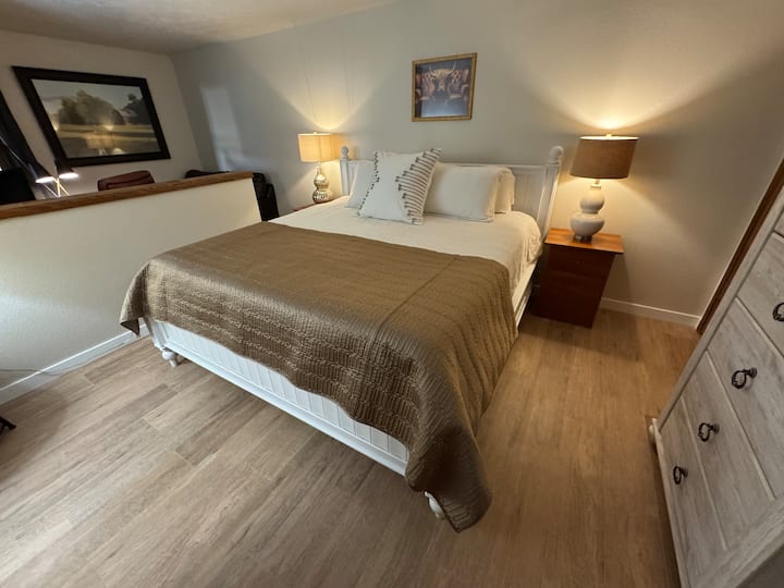 Private Condo, Gym Access, Prime Locale,  30+ Days - Boulder, CO