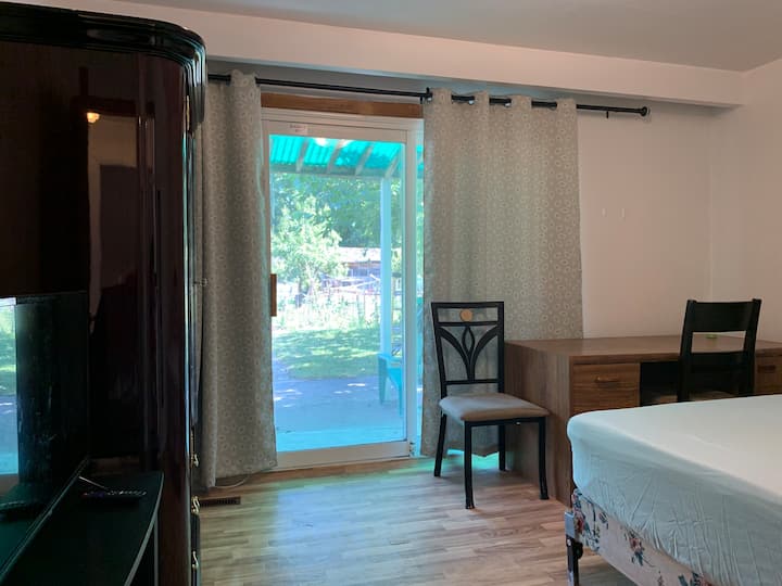 A Sweet Home In Toronto - 40%off Special Saving! - Toronto