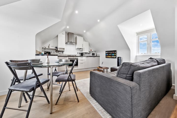 Quiet Southgate Flat – Comfort & Space - Enfield, UK