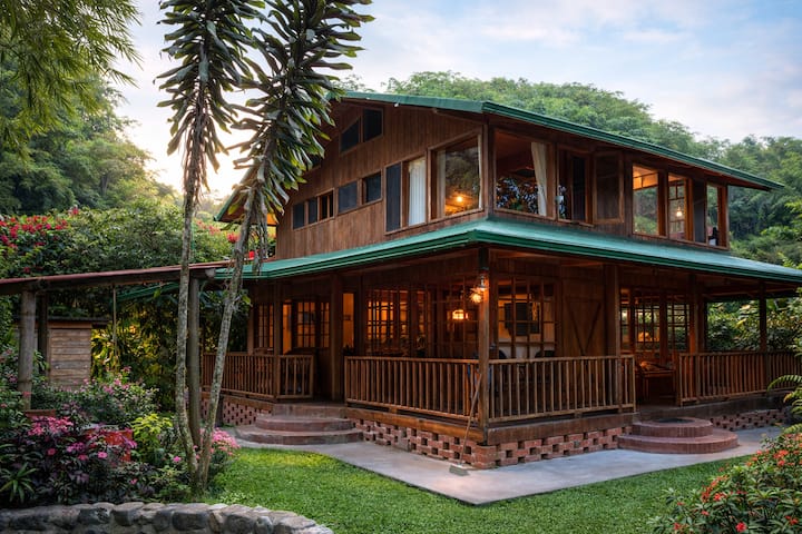 Mindo Wood Cabin - Mindo Valley