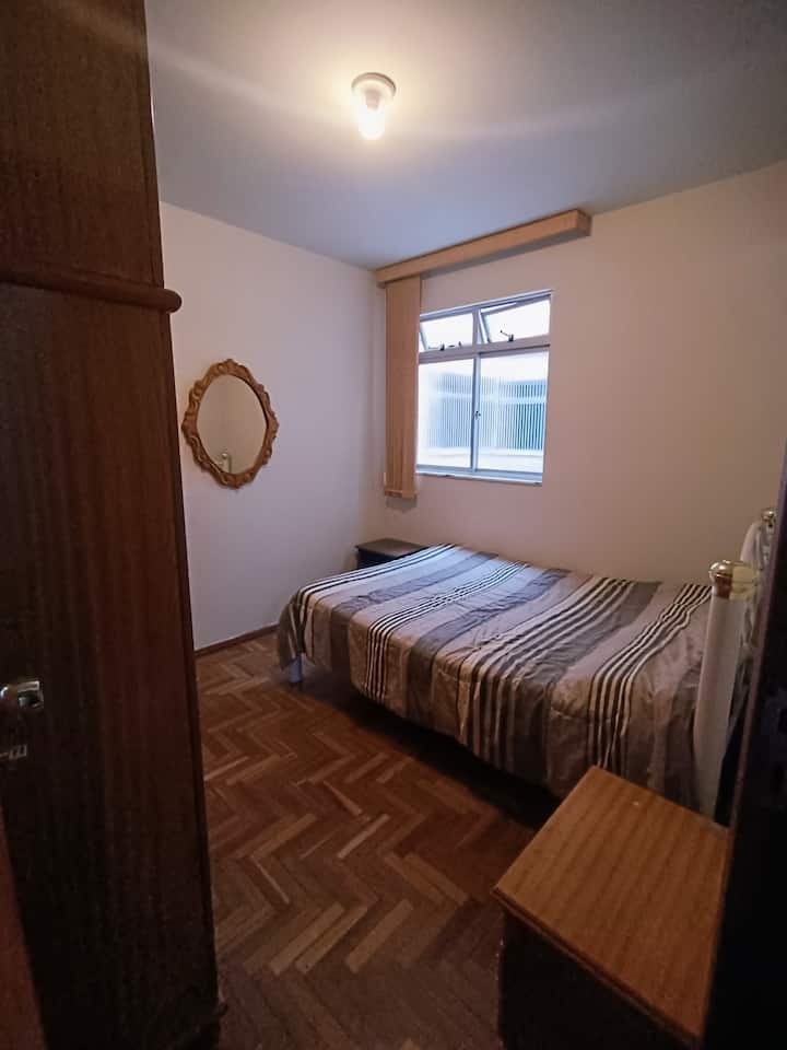 Apartamento Com Boa Localização - Juiz de Fora