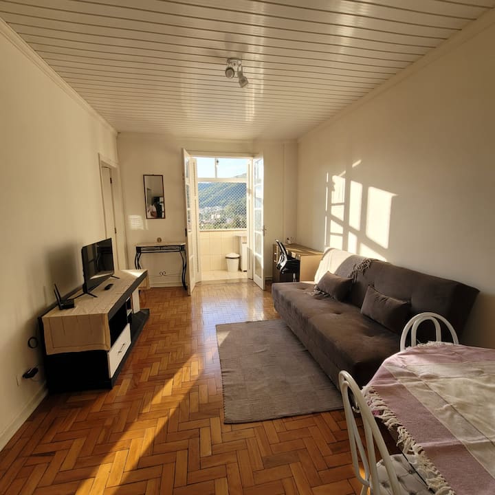 Lindo Ap. No Coração De Poços. - Poços de Caldas