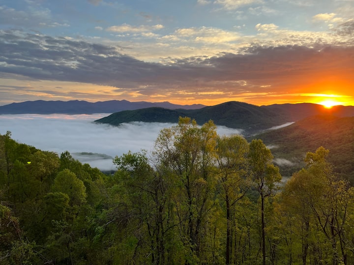 Elevate In Asheville, Endless Views - Asheville, NC