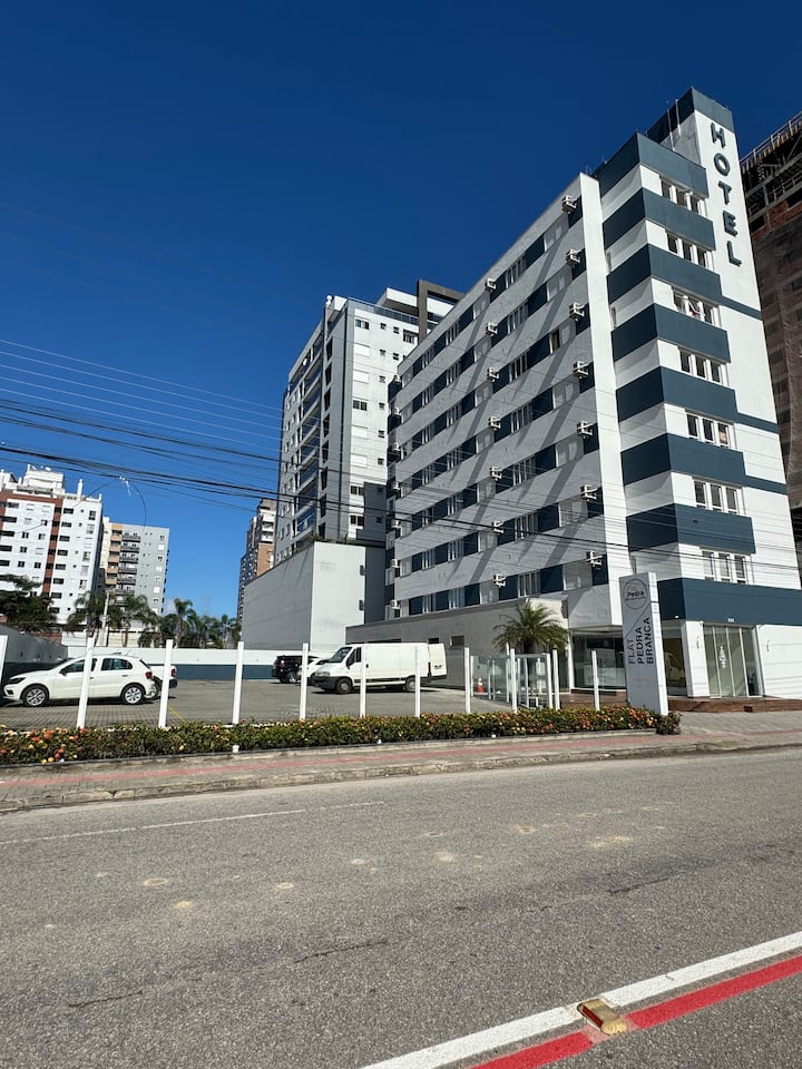 Apto Ideal Para Casal Com Filho - Palhoça