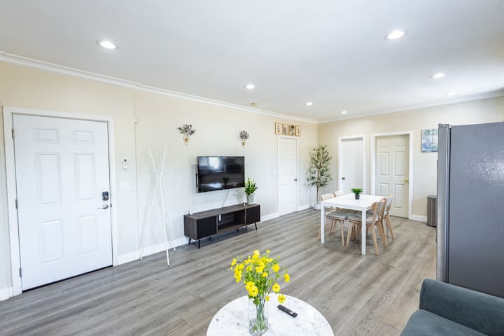 Stylish Home+ Ac/w&d/parking| 3mins To Balboa Park - El Cerrito - San Diego