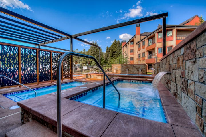 Village At Breckenridge Unit 4415 Ski In/out - Breckenridge, CO