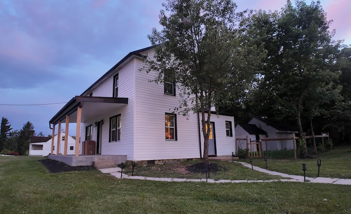 Charming Home W/ Porch & Yard - Winchester, VA