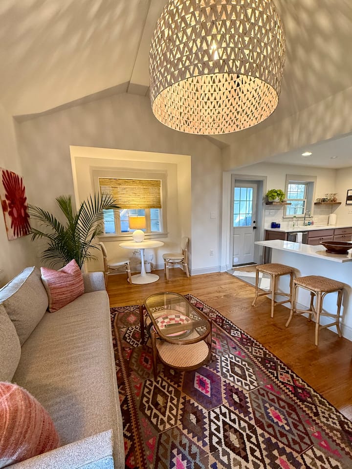 Stonewood Cottage - Charleston, SC