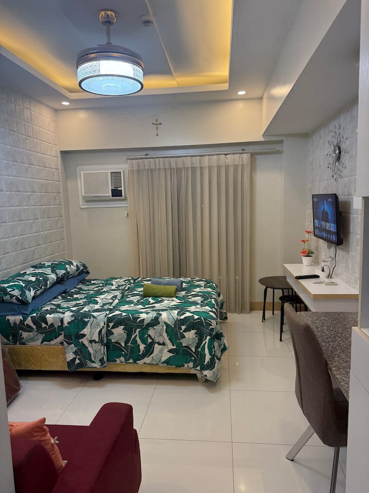 (1 To 4 Persons) 1505 Sunvida Tower Sm City Cebu - Cebu