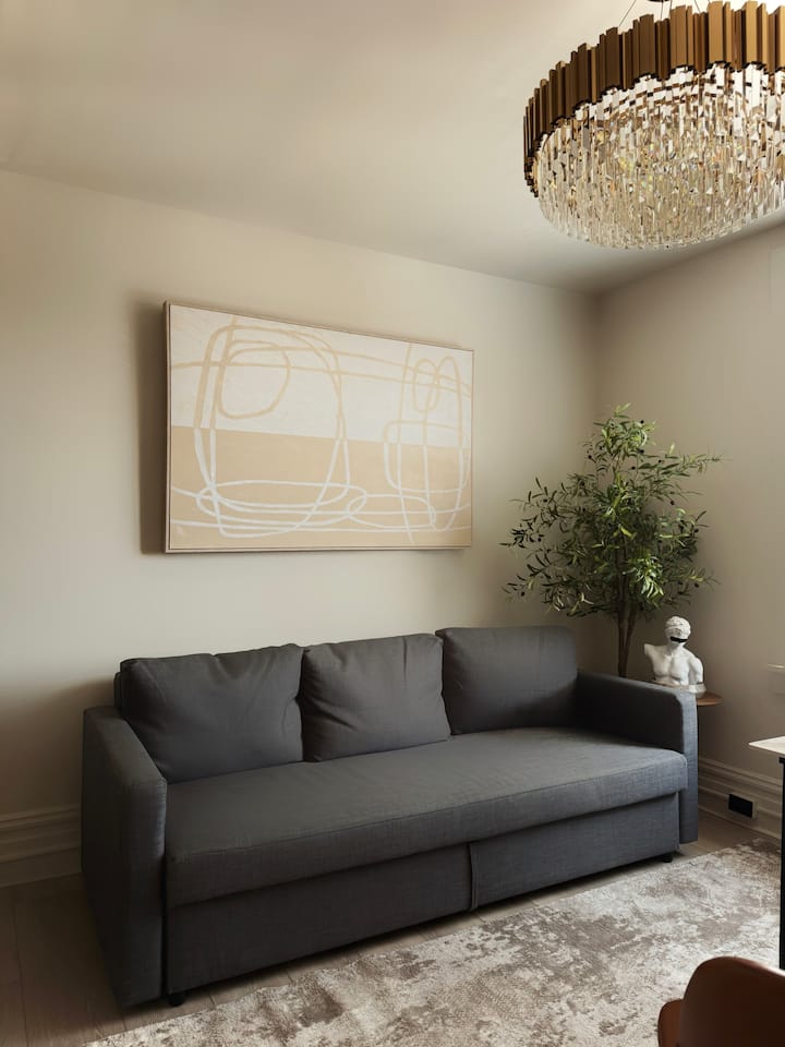 City View • King Bed • Free Parking - Pittsburgh