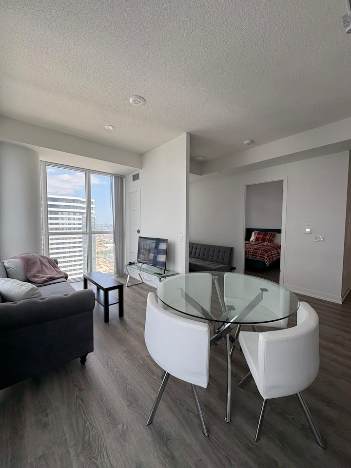 Cozy Condo In Vaughan - Vaughan