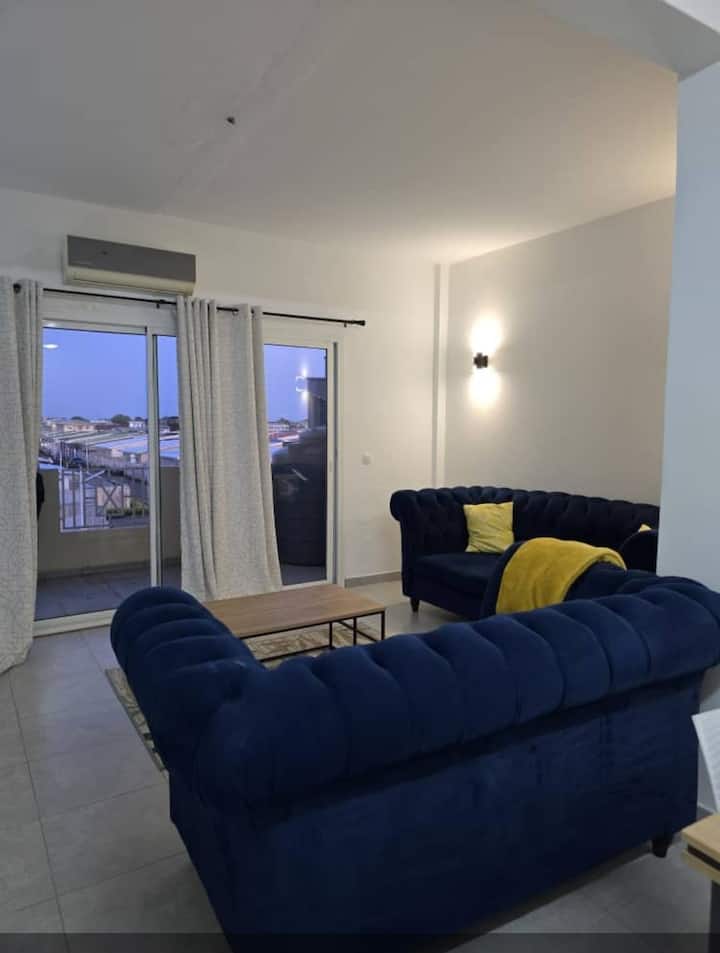 Spacious 2br • Balcony • Free Parking • Residence - Gabon