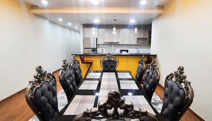 Bole Luxury Living: 3br Perfect For Group & Family - Addis Ababa