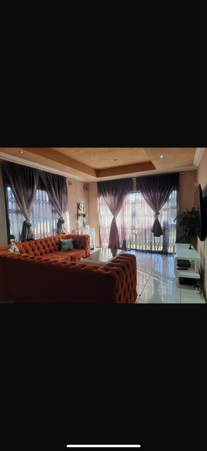 Mahem Bnb - Kempton Park