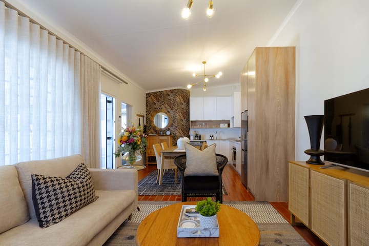 Serene Haus | Timeless Comfort In Embassy District - Pretoria