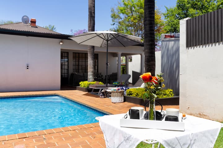 Serene Haus | Timeless Comfort In Embassy District - Pretoria (South Africa)
