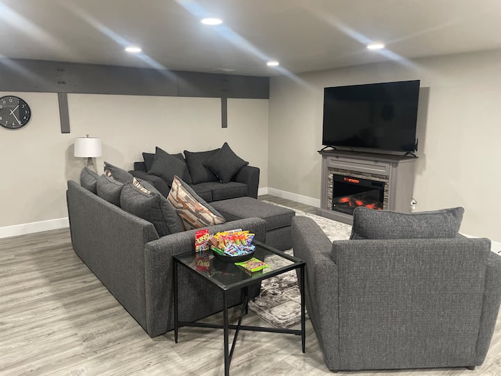 Aces Apartment - Cheyenne Frontier Days