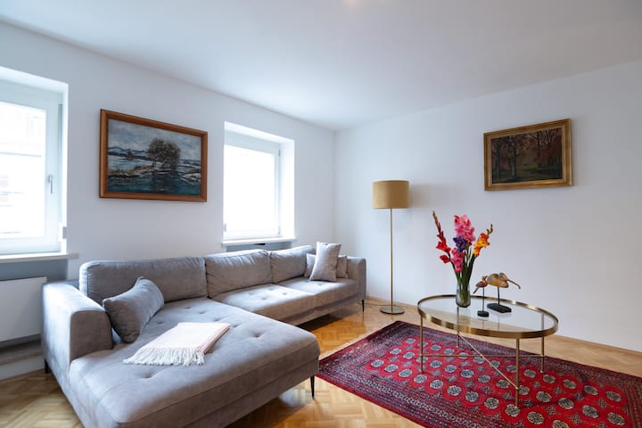 Au Lindentor : ÉLégance & Lumière - Memmingen