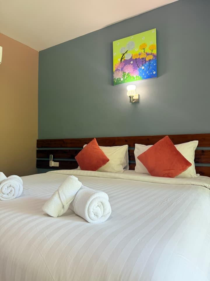 Yellow Double Room 1 - Ko Tao