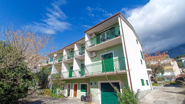 Apartments Ines - A7 (8+3) - Promajna