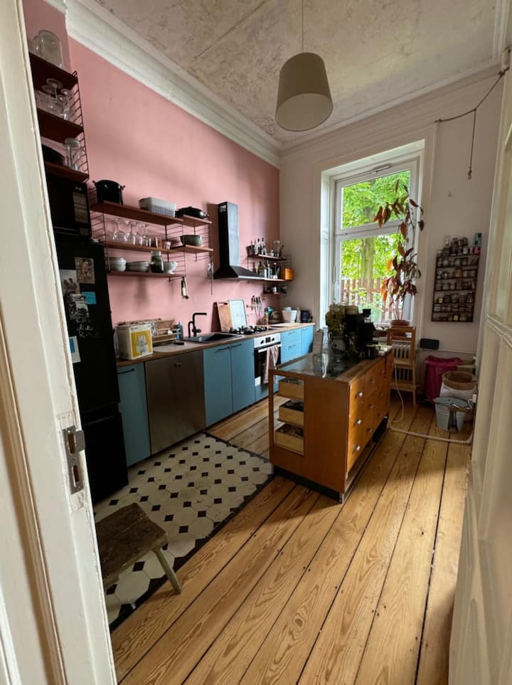 Central Cosy Loft + Garden For Families - Hamburg