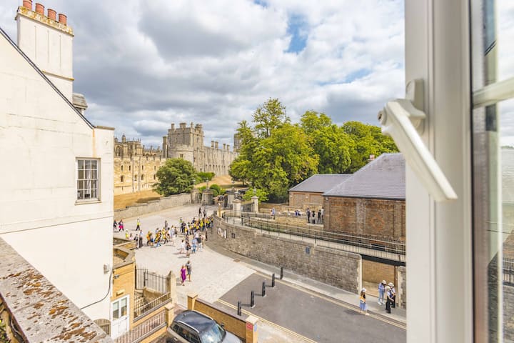 Charming Studio With Stunning Windsor Castle Views - Slough