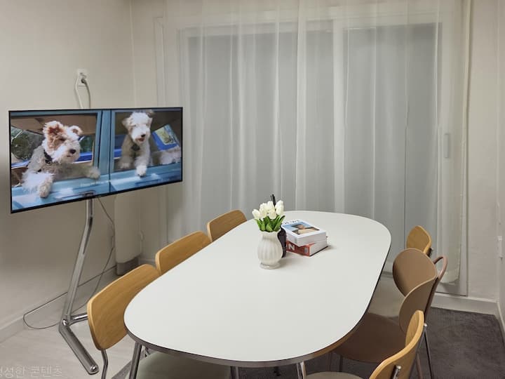 고요 인 연무장 #오픈할인 #성수동 #팝업스토어 #연무장길 #6인숙소 - Seúl