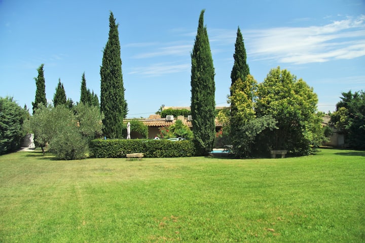 Gite 50 M² Dans Le Luberon - Cavaillon