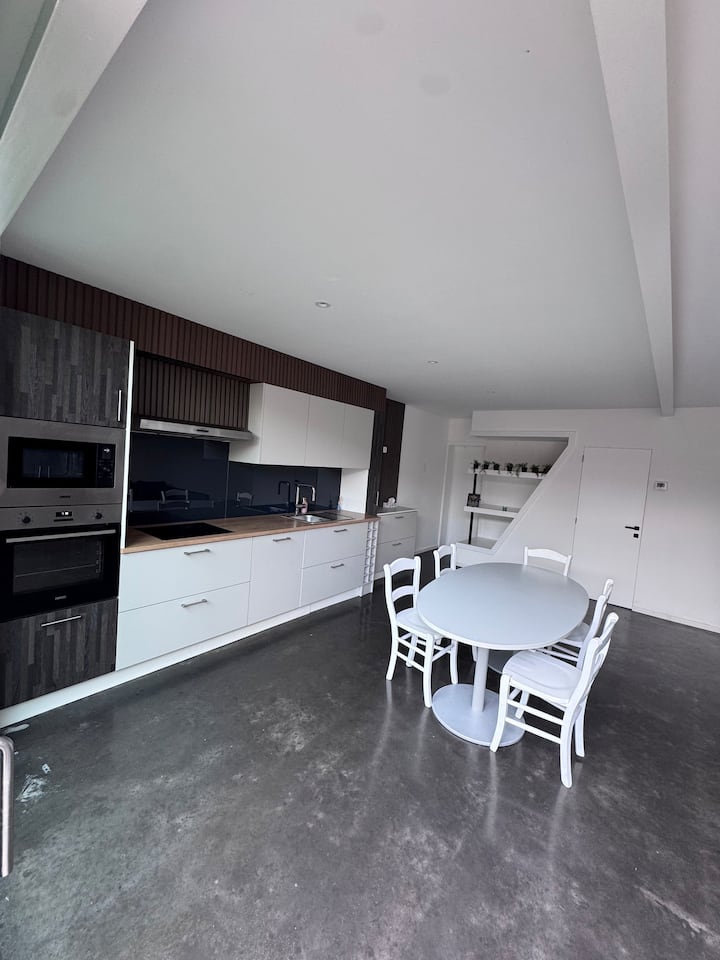 House Next To Tomorrowland - Mechelen