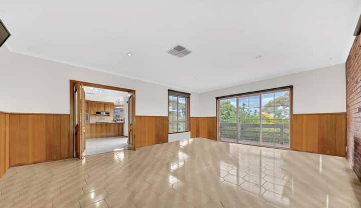 Family Getaway, 10 Minutes From 2 Hiking Spots - Bacchus Marsh