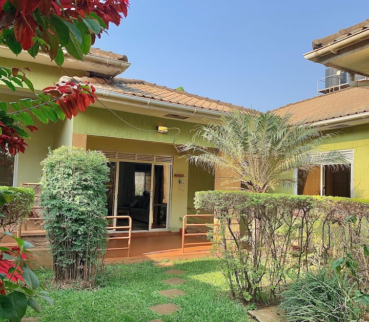 Wanderhomes 5 Bedrooms Family & Group Friendly - Ouganda