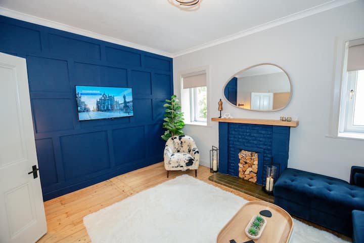 Stylish 2br Home | Sleeps 6 | Train Station 2 Min - Livingston