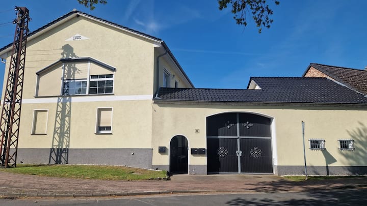 Moderne Fewo F. 3 Pers. (Grill) - Beelitz