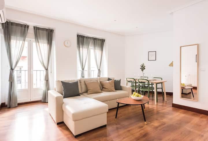 Amplio Apartamento Para Grupos En Puerta Del Sol - Alcorcón