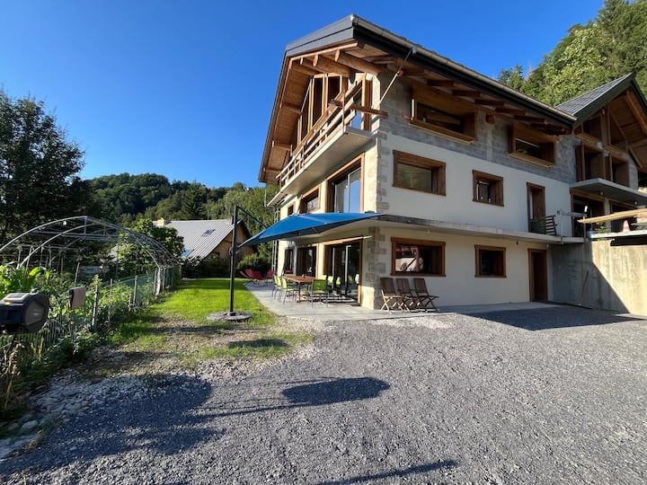 Appartement à La Montagne - Faverges