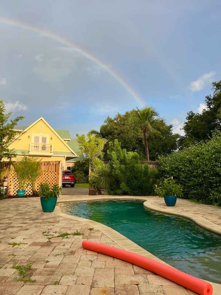 Whispering Breezes Retreat - Hobe Sound, FL