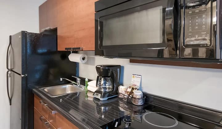 Spacious Manchester Room Perfect For Relaxation - Bozeman, MT