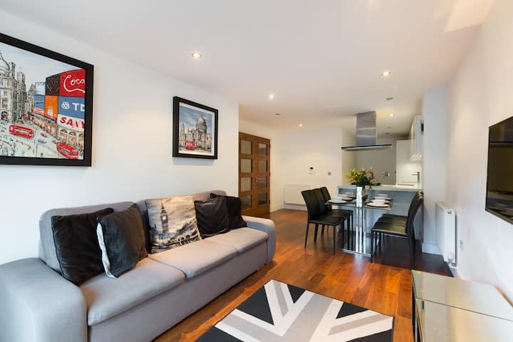 Large 2 Bed 2 Bath - Whitechapel - Central London