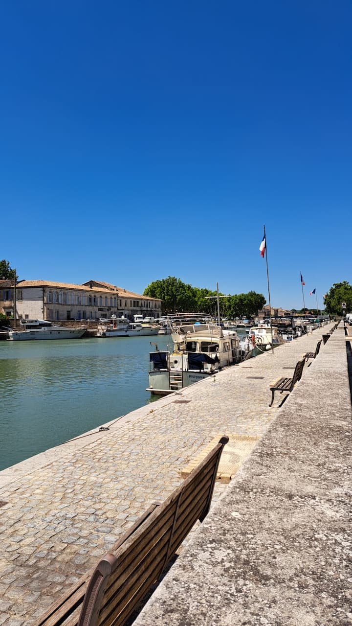 Appartement Location Saisonnière - Beaucaire